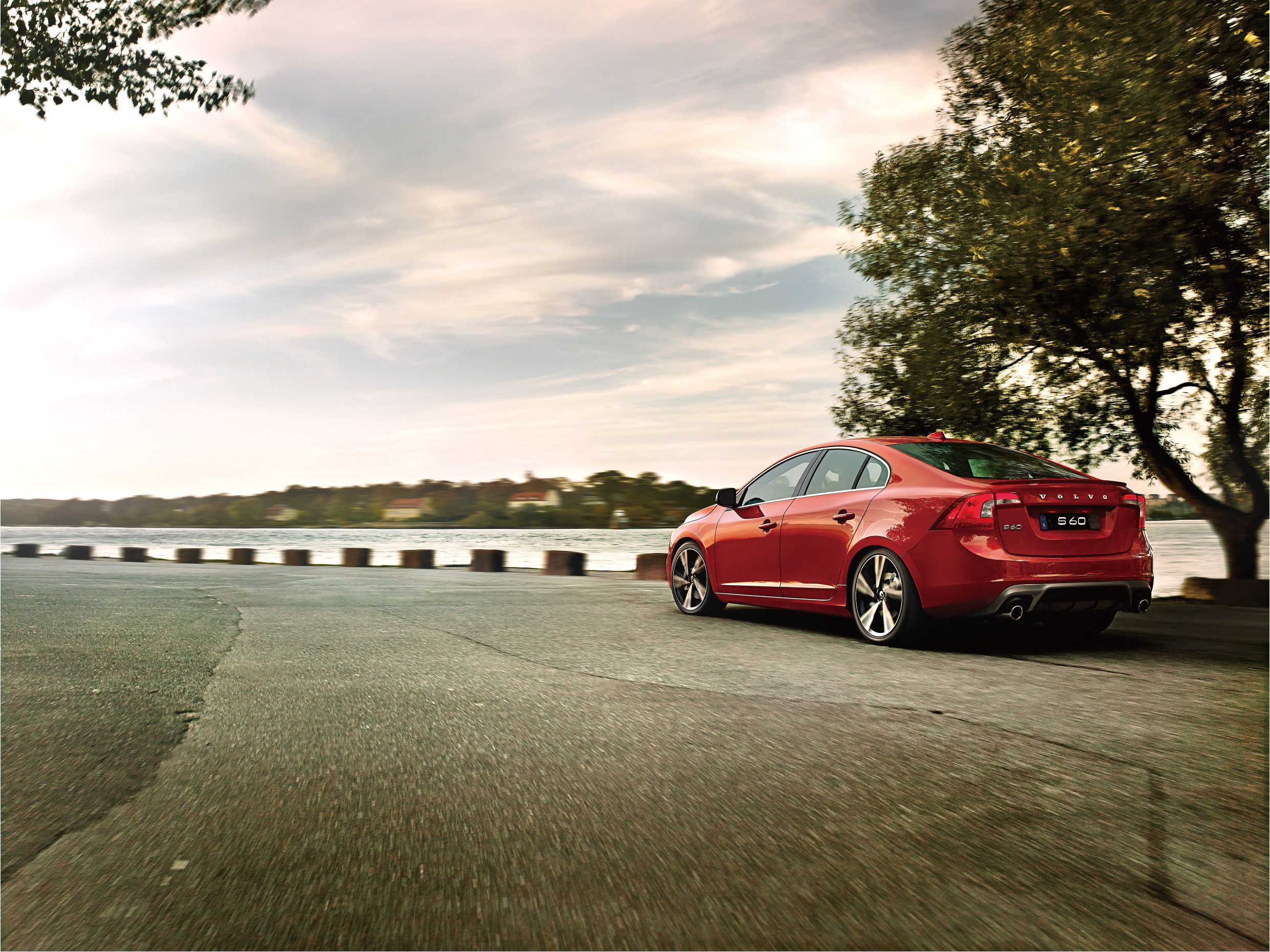 ボルボ・S60ってどんなクルマ？｜ネクステージのボルボ正規販売店